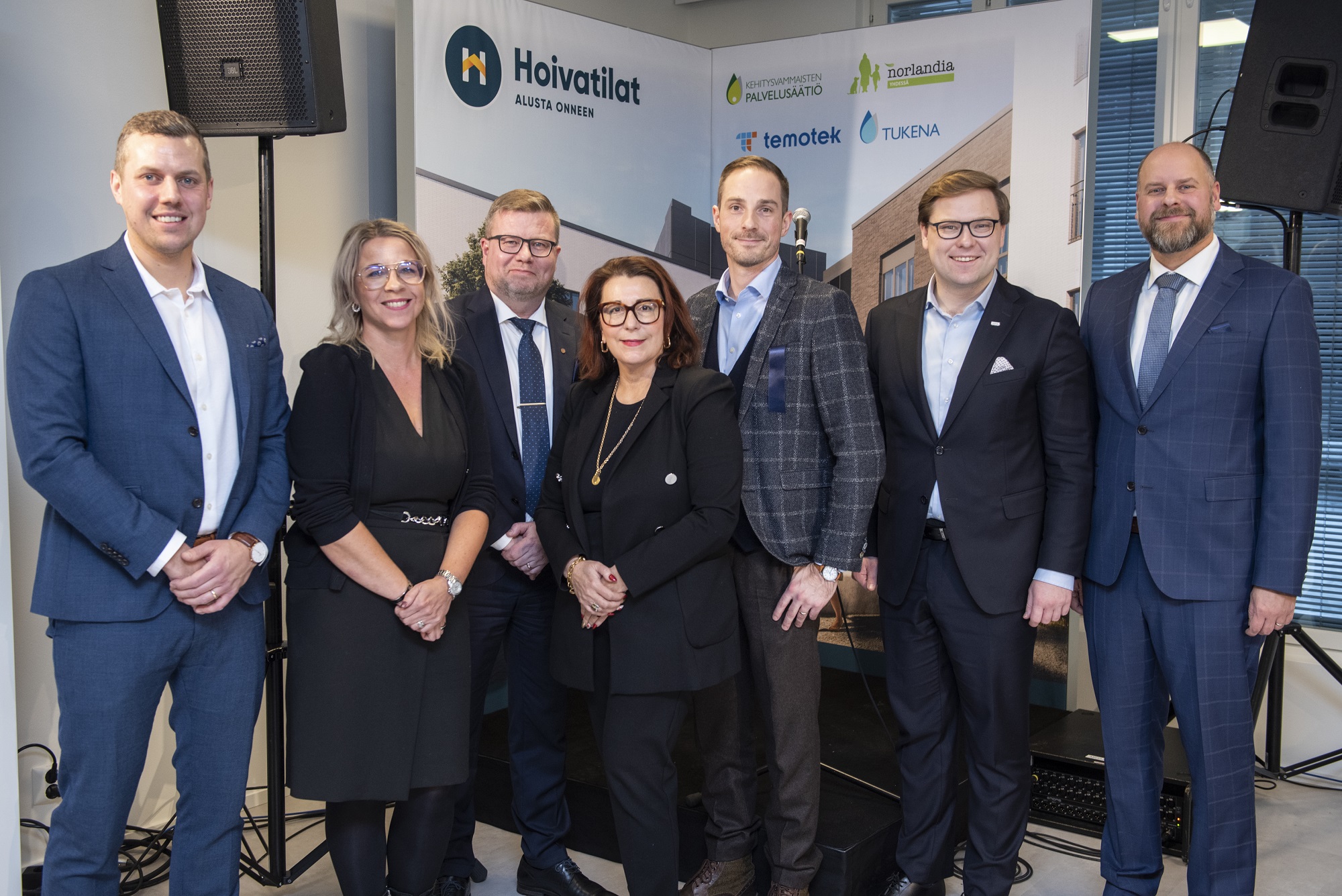 Onnellisuus & yhteistyö - Avajaiset Malminkartanon palvelukorttelissa ...